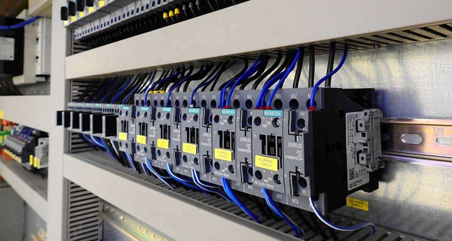 What Are The Responsibilities Of An Electrical Project Manager 
